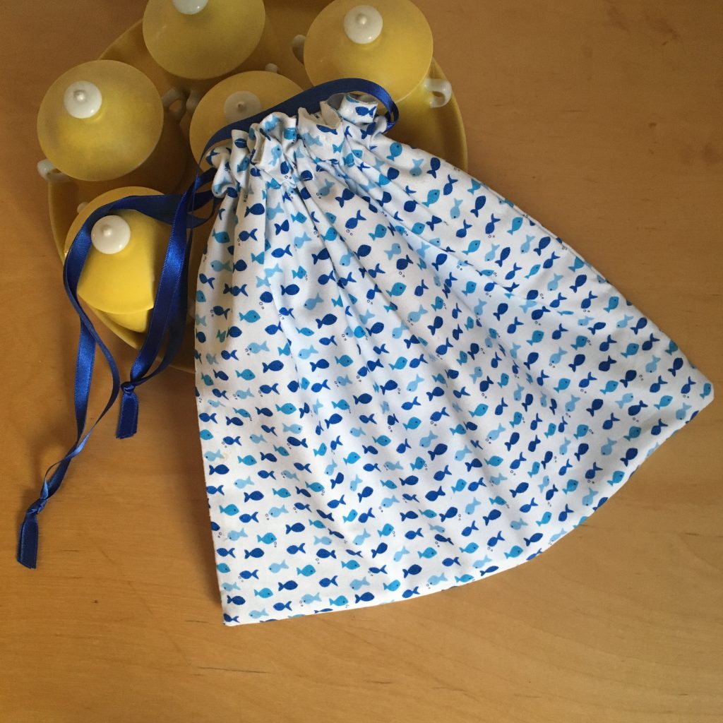 Tuto facile pour réaliser soi-même un pochon réversible en tissu